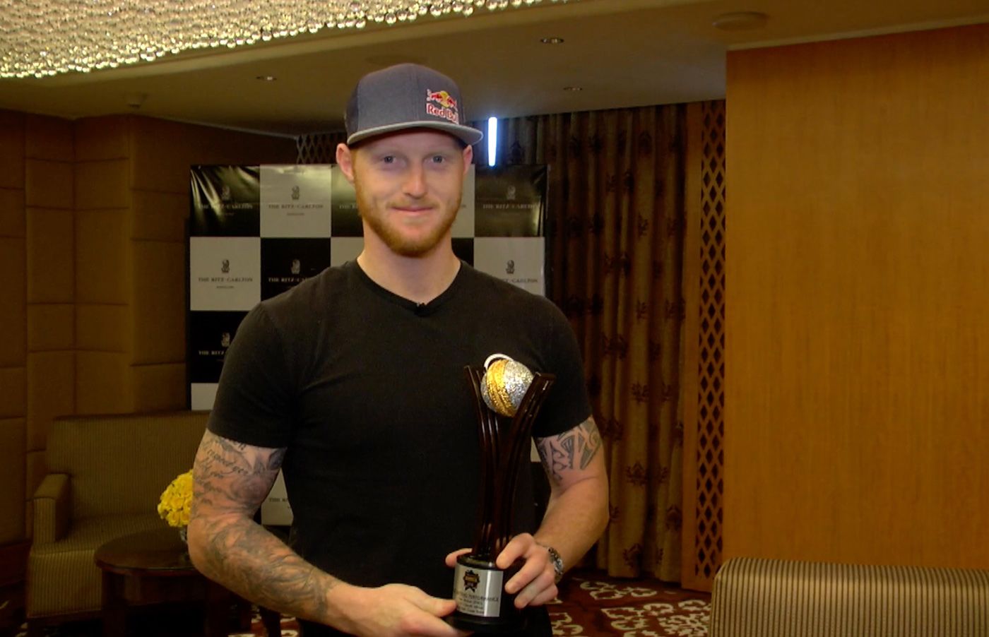 Ben Stokes with the ESPNcricinfo Award 2016 for Best Batting ...