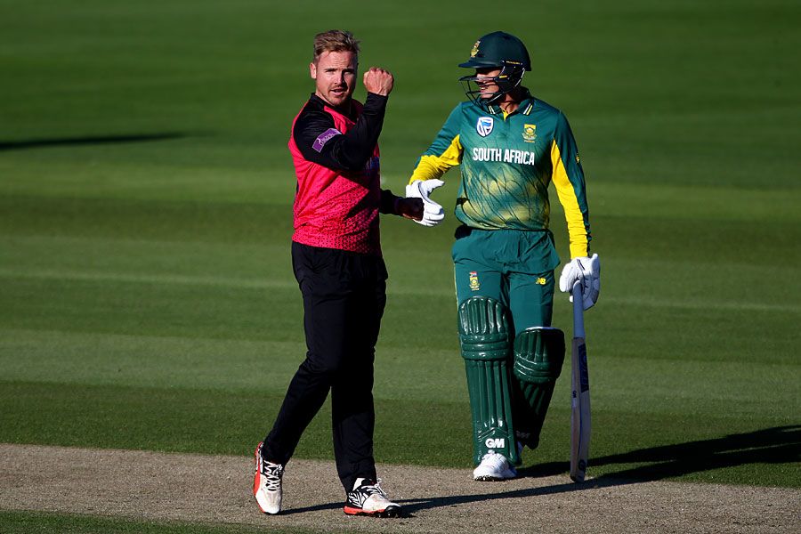 Stiaan van Zyl broke the rapid opening stand | ESPNcricinfo.com