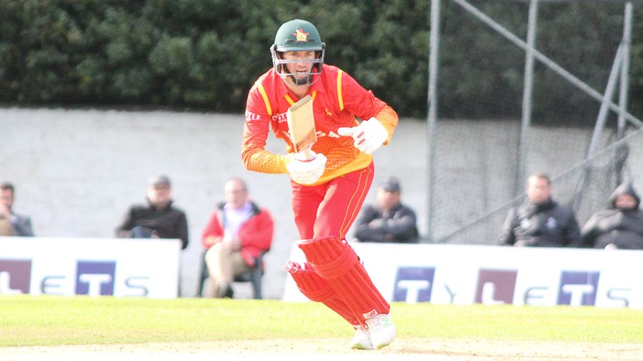 Sean Williams looks for a run through the off side during his 70 ...