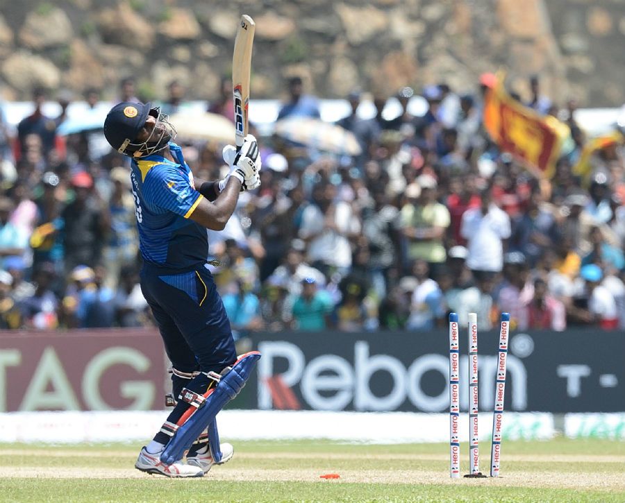 Angelo Mathews lets out a cry of anguish as he's bowled | ESPNcricinfo.com