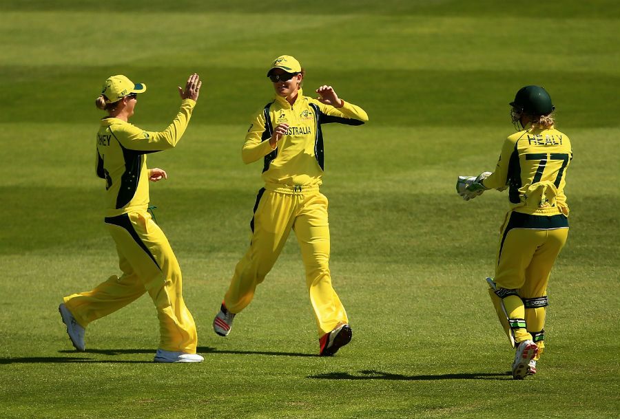 Jess Jonassen's double-strike did the early damage for New Zealand ...
