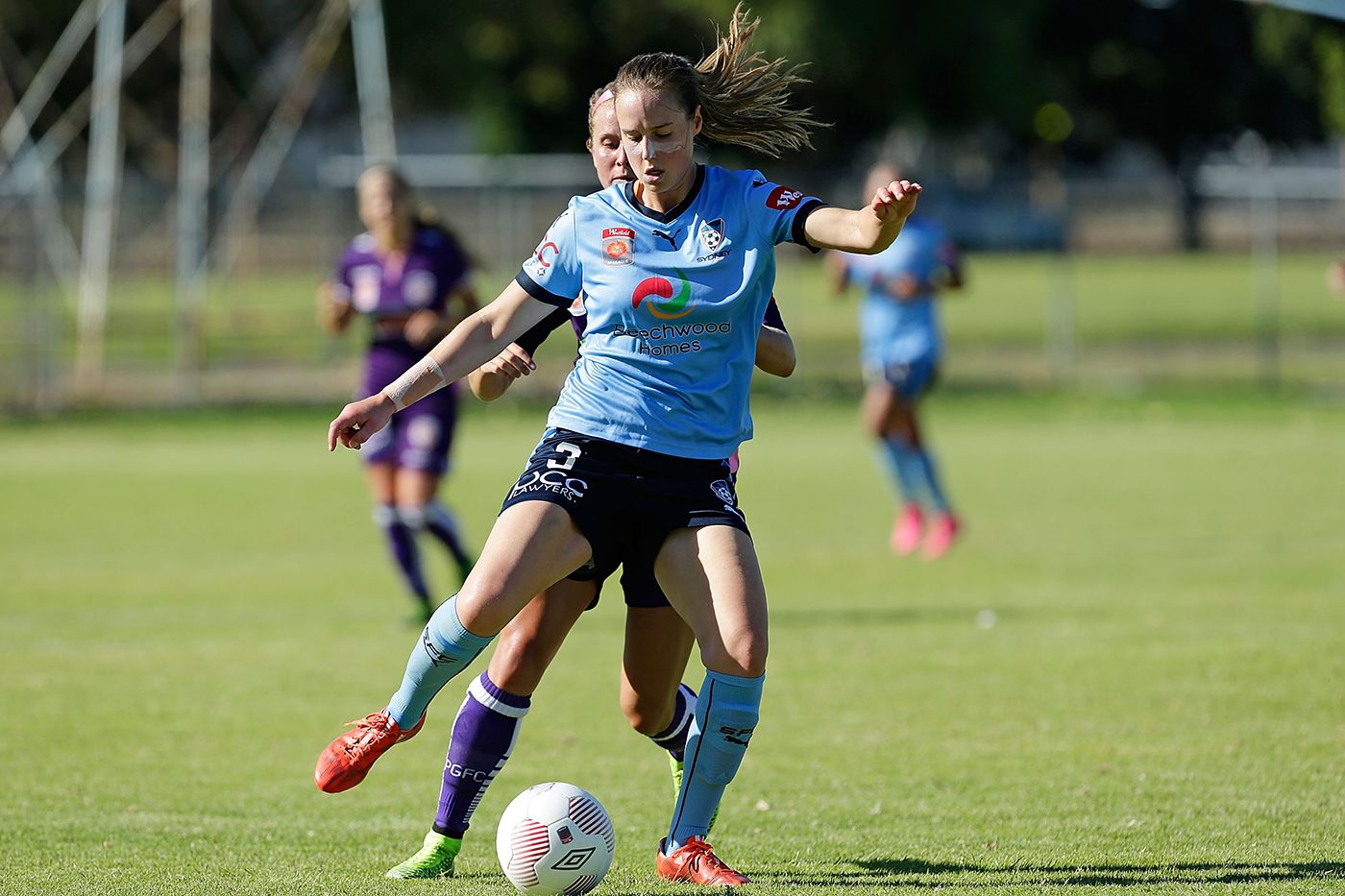 Ellyse Perry plays football | ESPNcricinfo.com