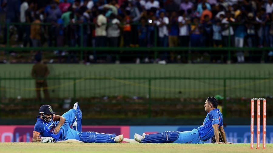 Crowd trouble from displeased SL fans delays India's win | ESPNcricinfo