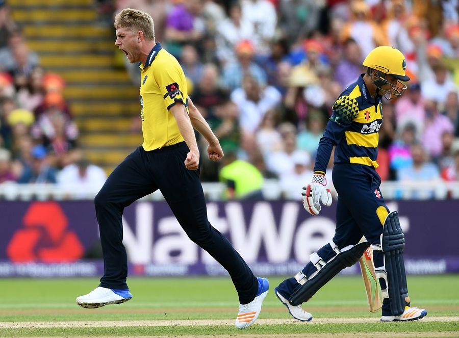 Olly Stone shrieks in delight after picking up a wicket | ESPNcricinfo.com