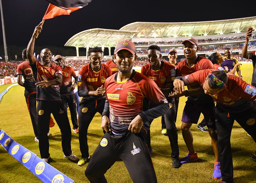 Denesh Ramdin leads the Knight Riders celebration | ESPNcricinfo.com