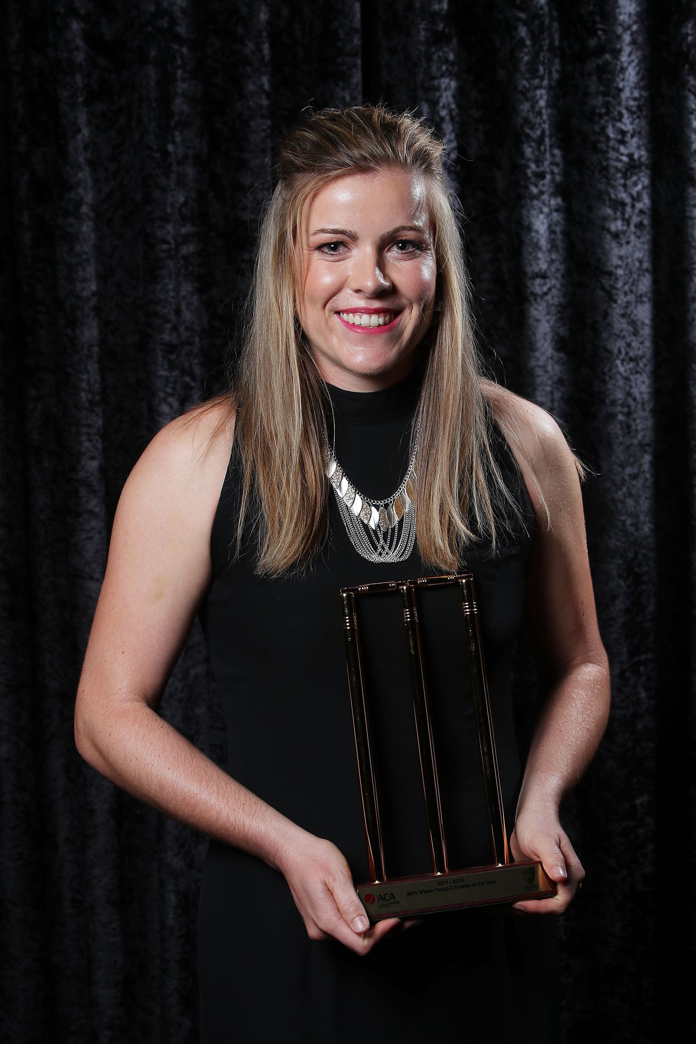 Georgia Redmayne with the Betty Wilson Young Cricketer award ...