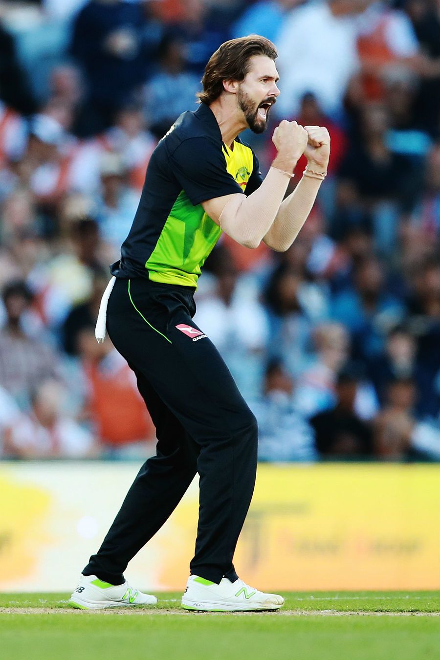 Kane Richardson claimed the prize scalp of Colin Munro | ESPNcricinfo.com