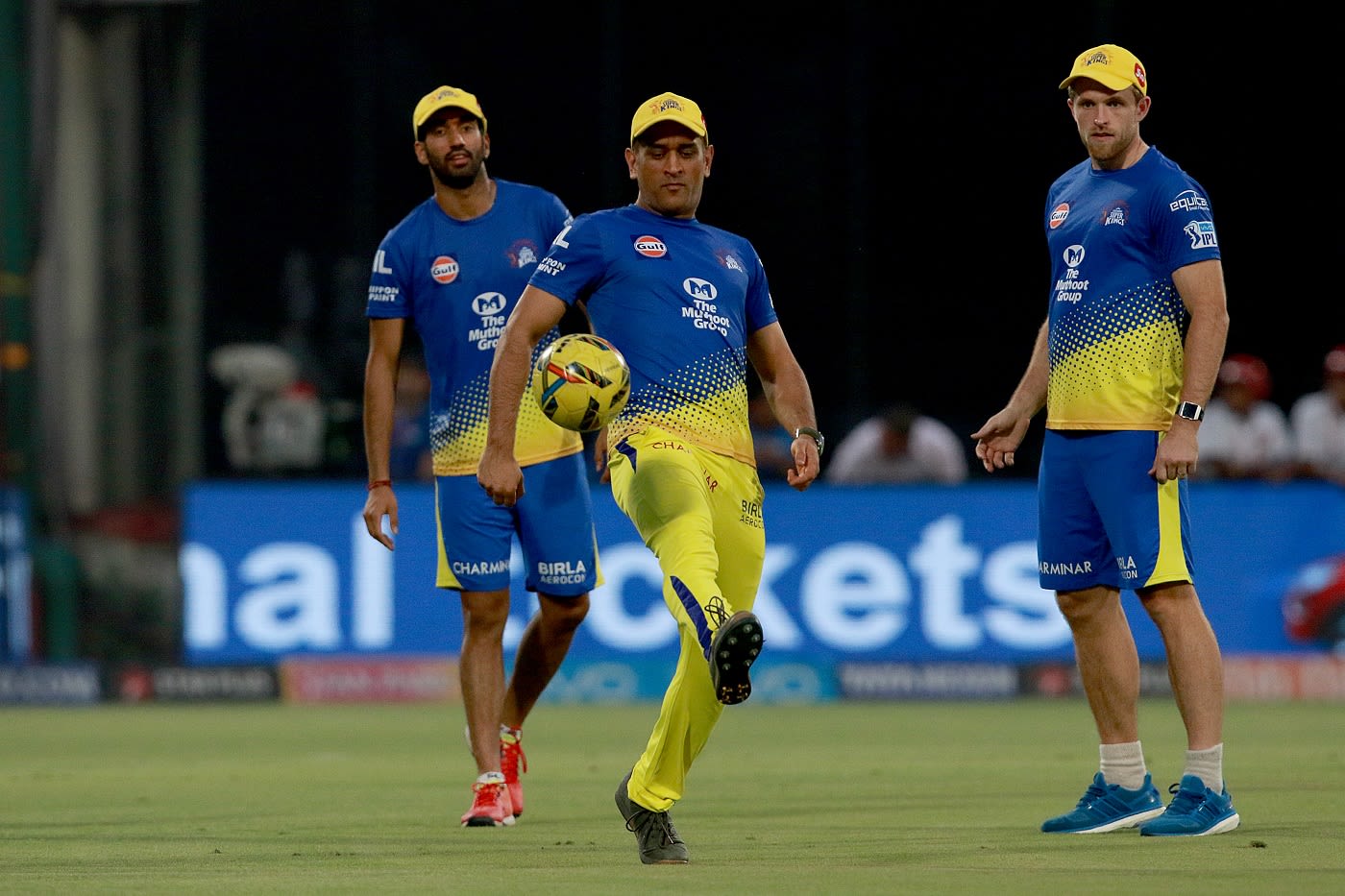 Dhoni's football skills | ESPNcricinfo.com