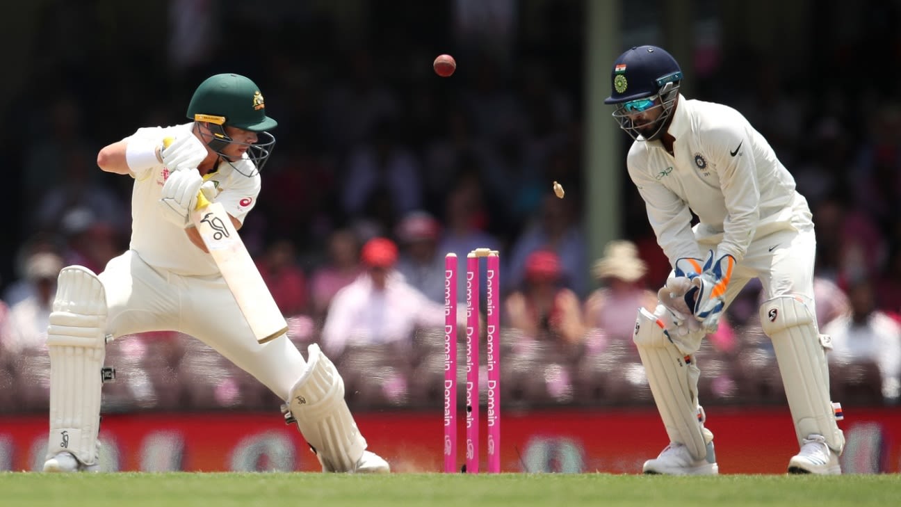 Australian batting malfunctions to new low | ESPNcricinfo