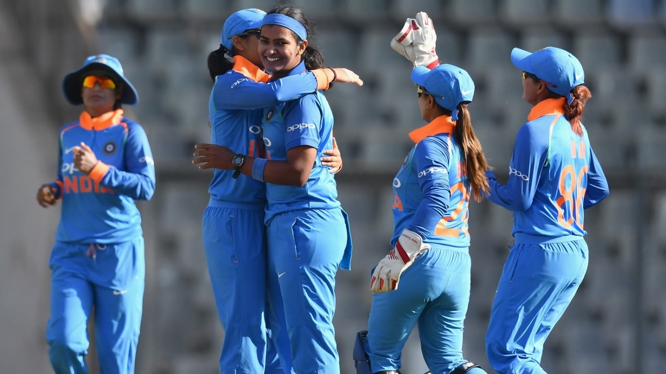 IND Women beat ENG Women, IND Women won by 7 wickets (with 53 balls ...