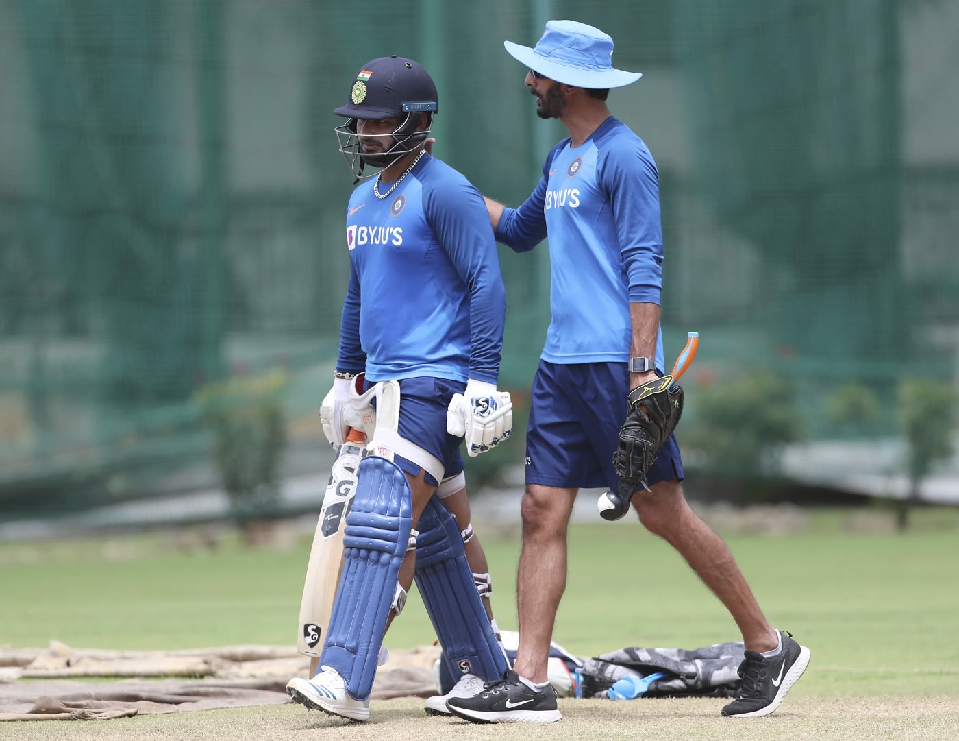 Rishabh Pant and India's batting coach Vikram Rathour at a training ...