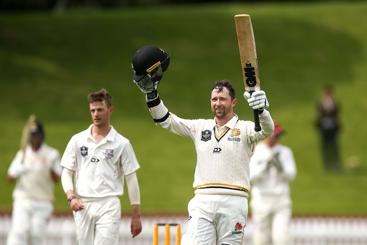 Devon Conway celebrates his triple century | ESPNcricinfo.com