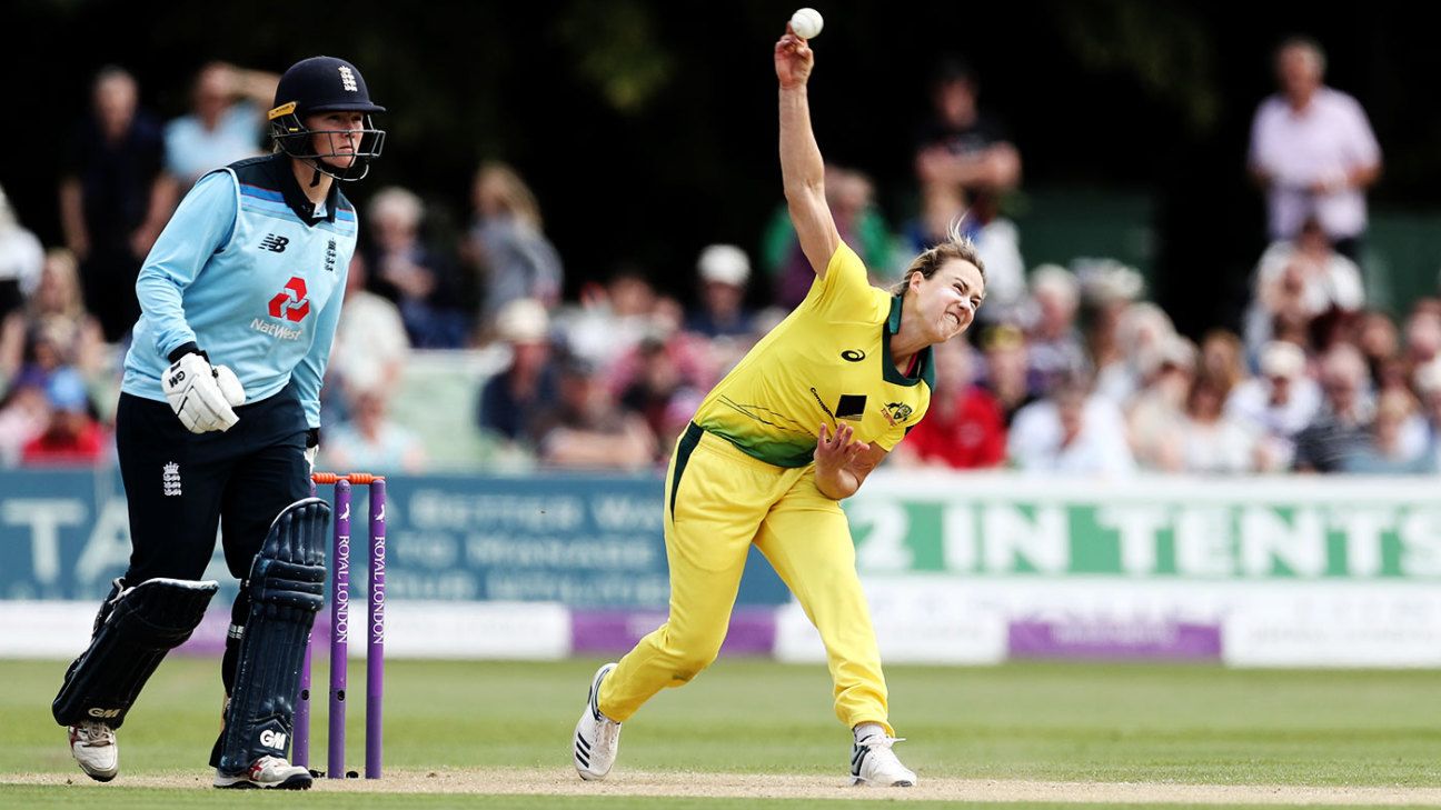 ESPNcricinfo Awards 2019 Women's bowling winner - Ellyse Perry, 7 for ...