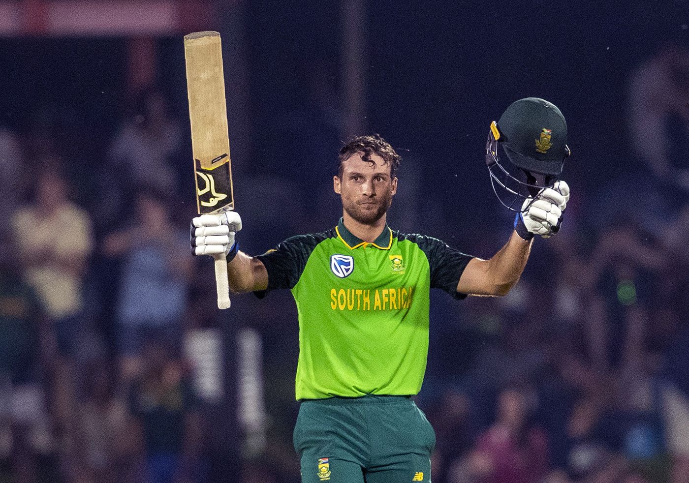 Janneman Malan soaks in the applause for his maiden ODI century ...