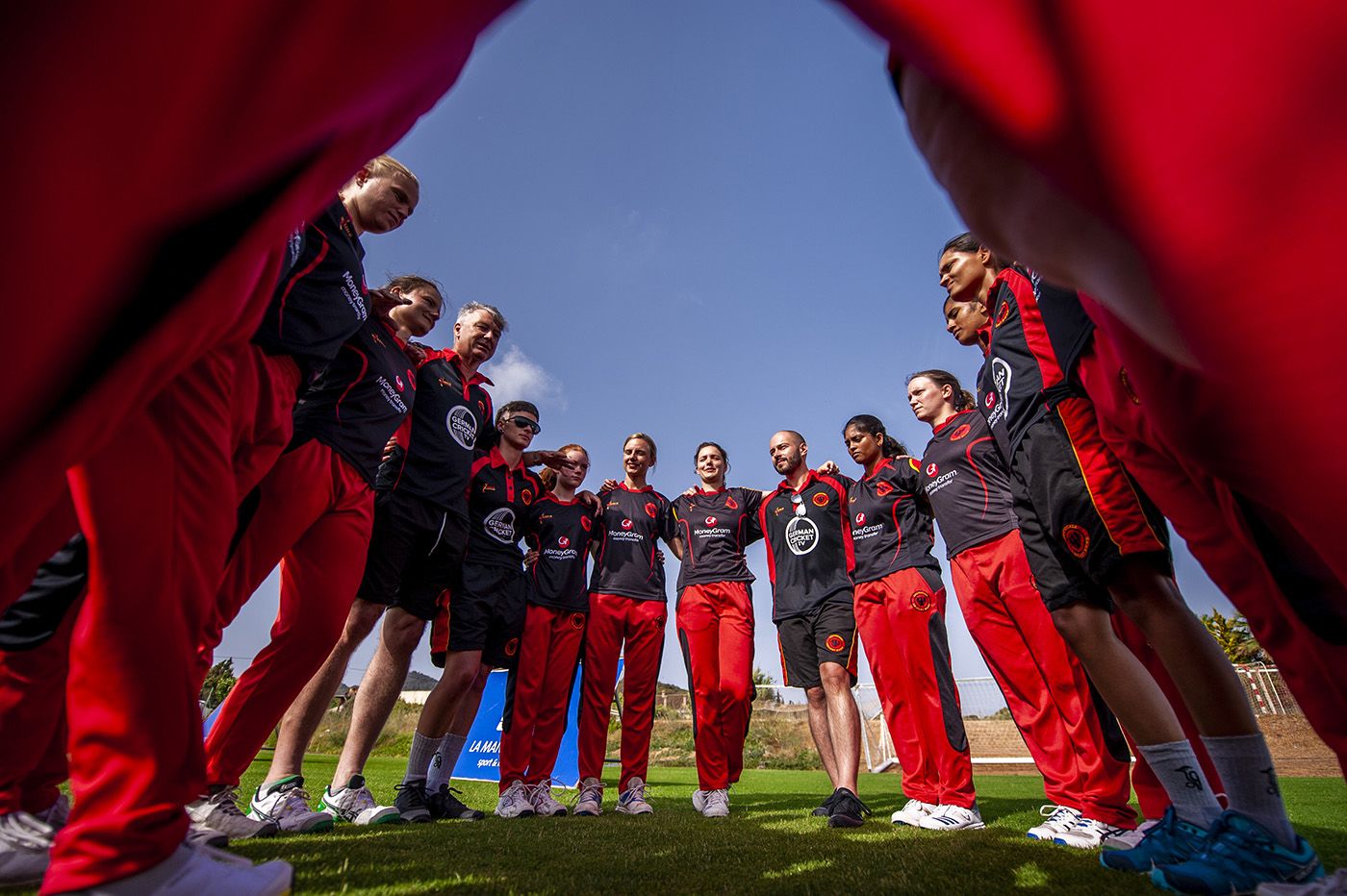 Germany women huddle before a game | ESPNcricinfo.com