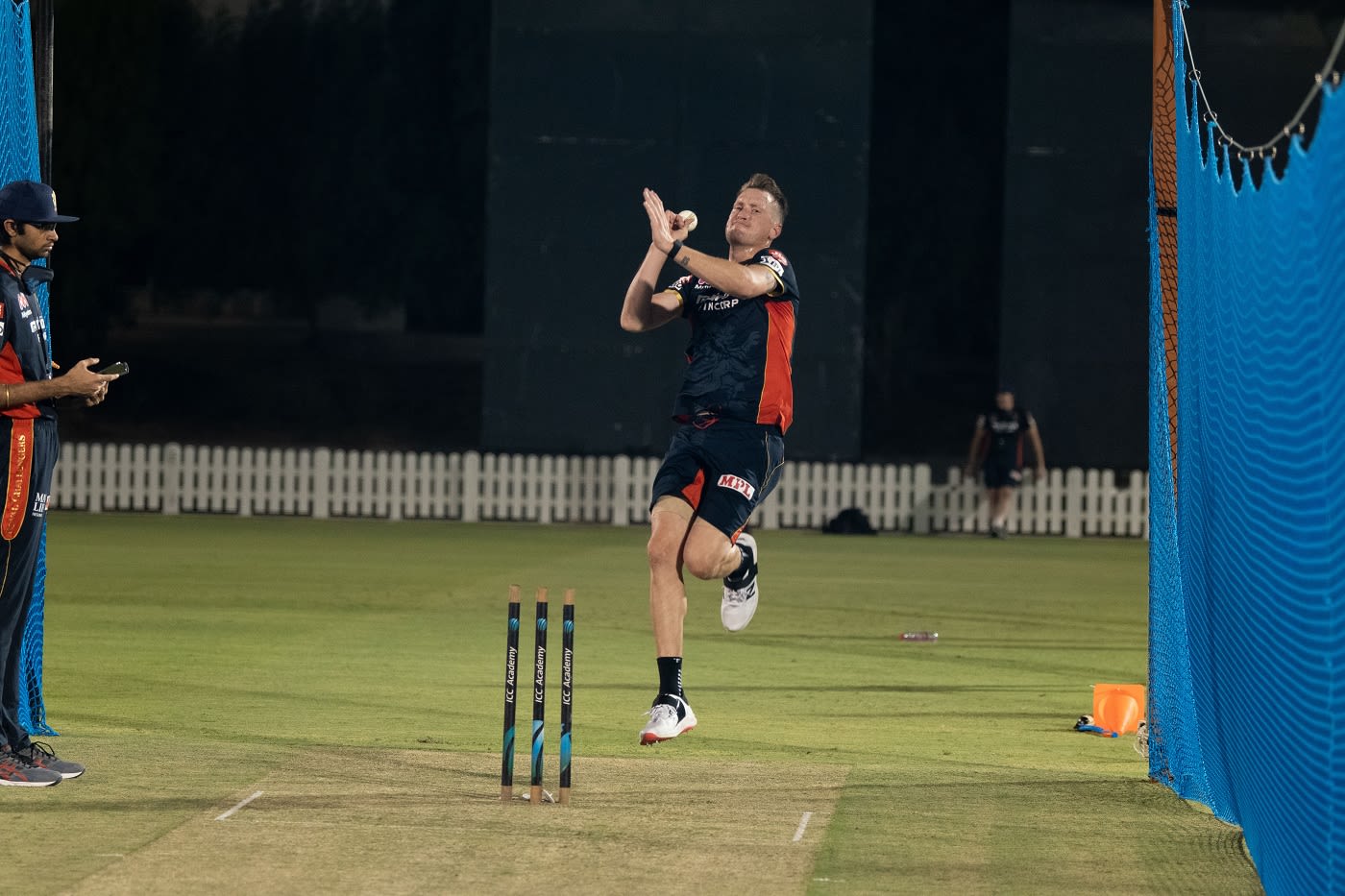 Chris Morris bowls at the RCB nets | ESPNcricinfo.com
