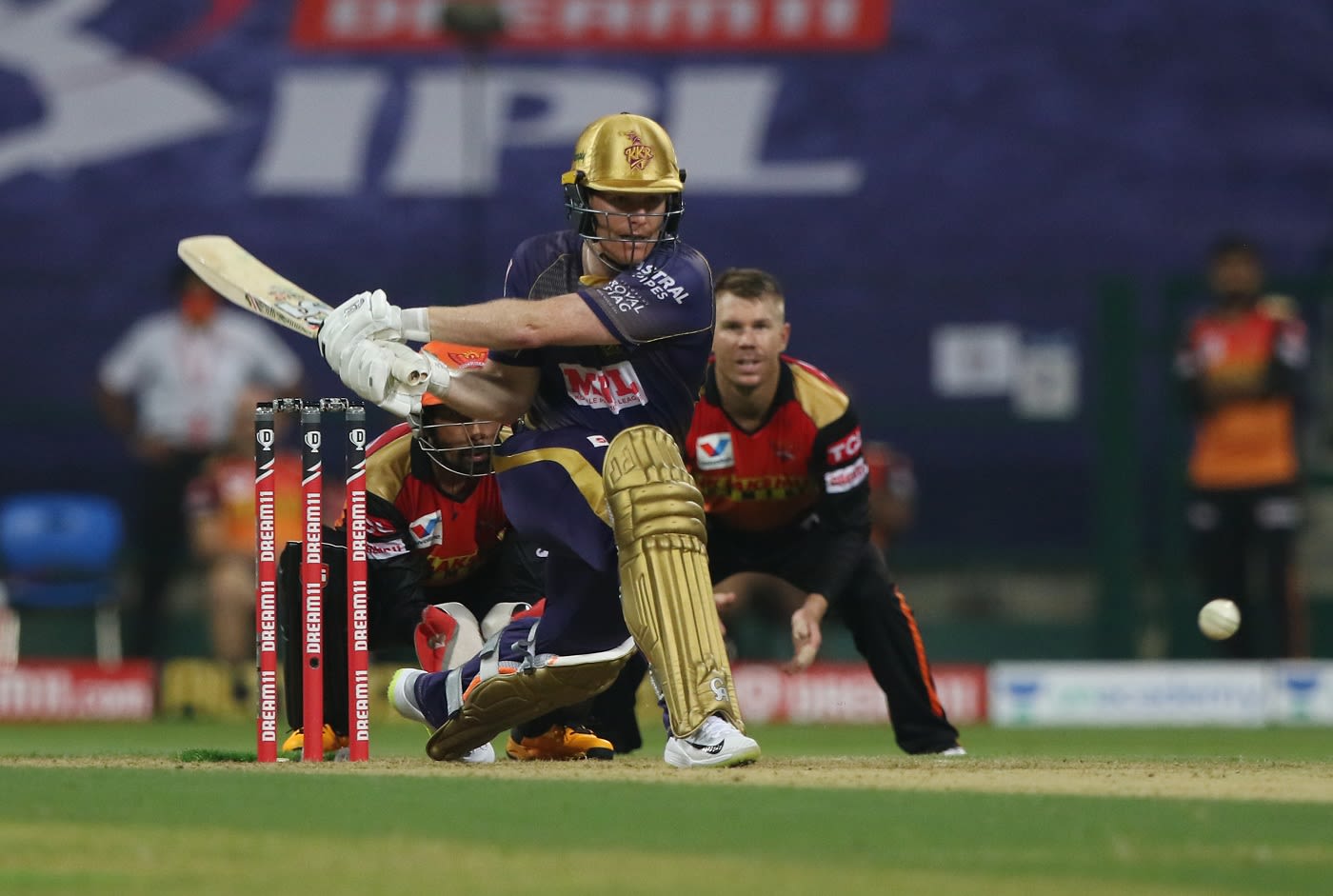 Eoin Morgan rolls out a reverse-sweep | ESPNcricinfo.com