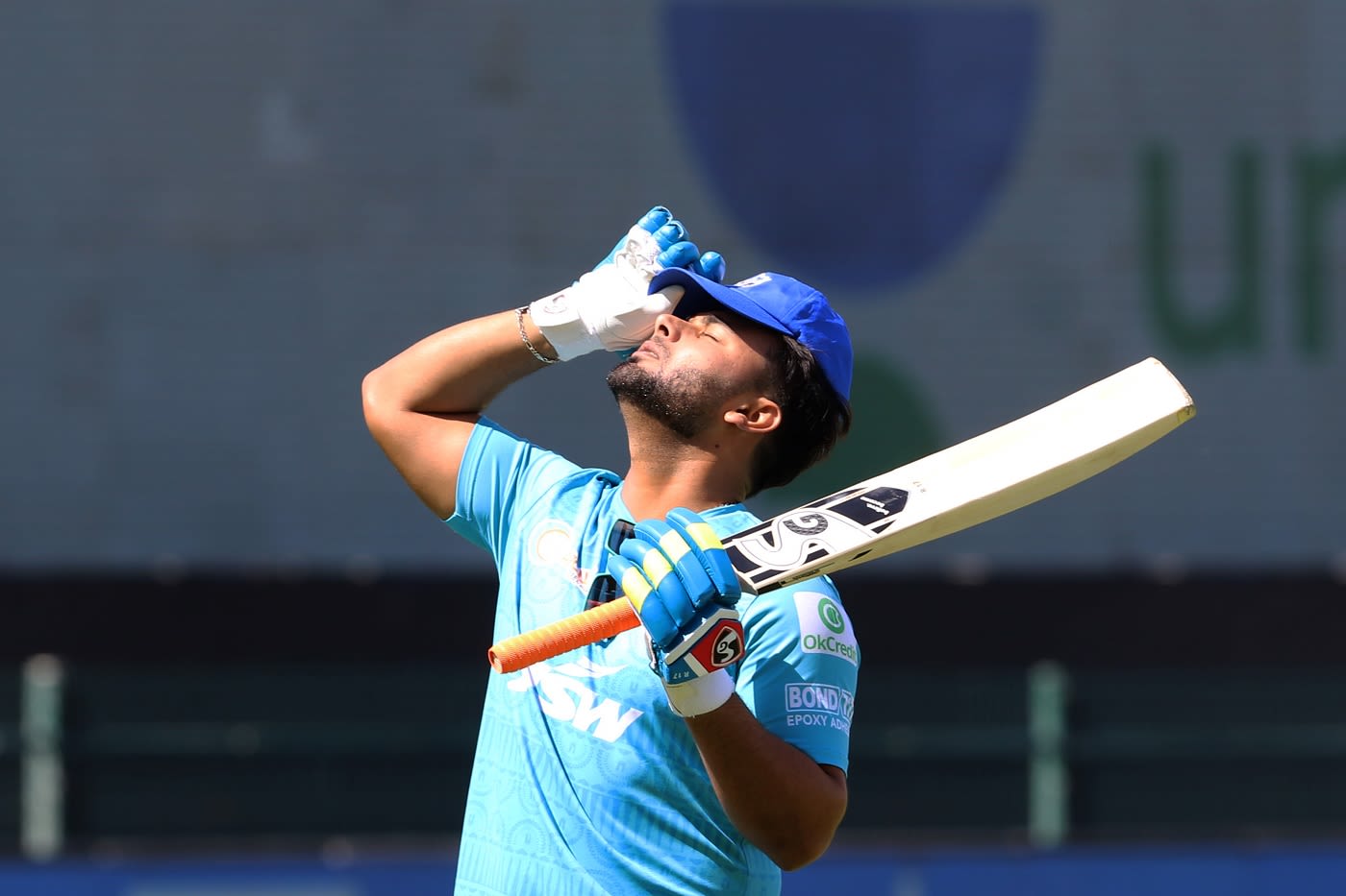Rishabh Pant soaks up the sun | ESPNcricinfo.com