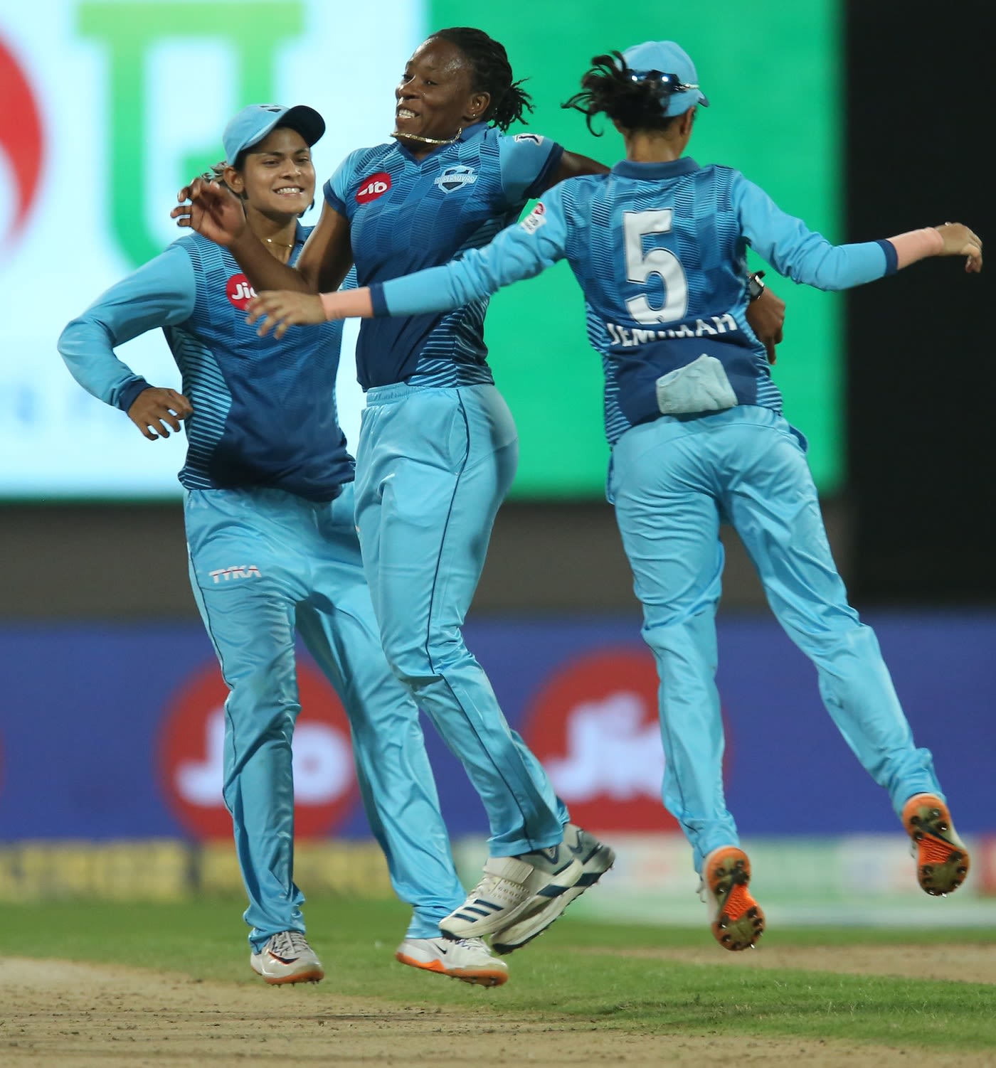 Shakera Selman broke through with two wickets in the seventh over ...