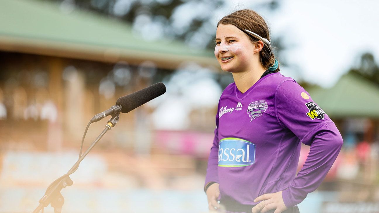Wbbl 2020 21 Amy Smith Has Shown Remarkable Maturity For A 15 Year Old Corinne Hall