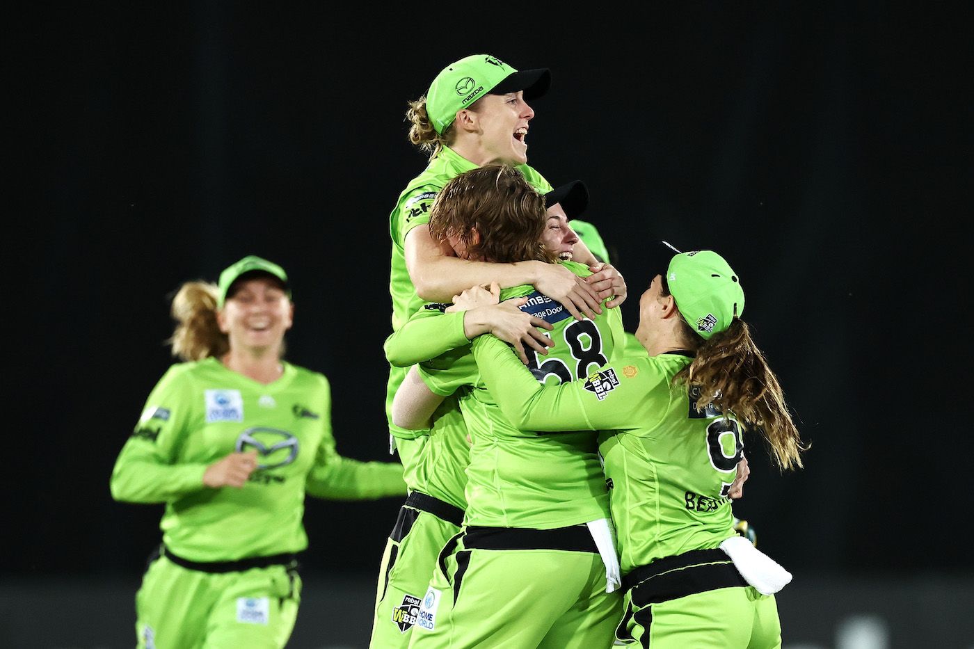 Sydney Thunder celebrate clinching victory to reach the WBBL final ...