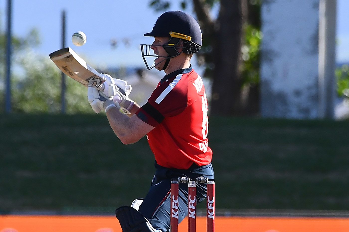 Eoin Morgan goes for the ramp | ESPNcricinfo.com
