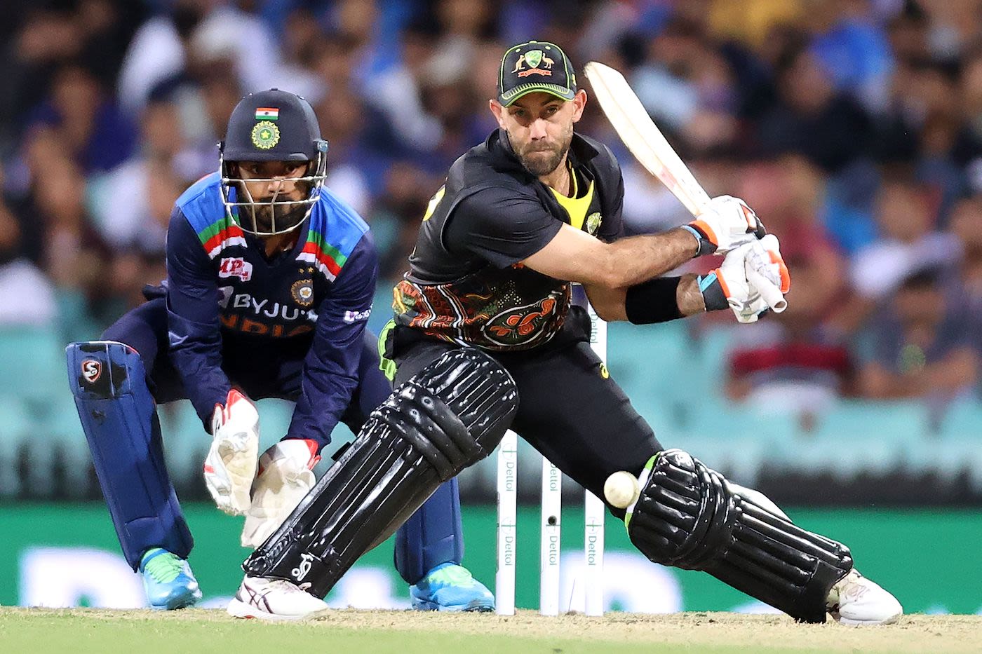 Glenn Maxwell reverse sweeps | ESPNcricinfo.com