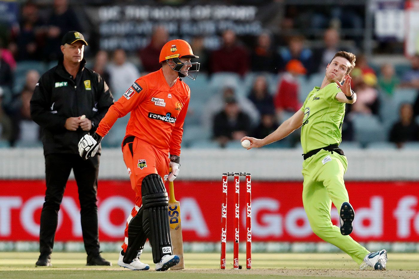 Adam Milne slips in his delivery stride | ESPNcricinfo.com
