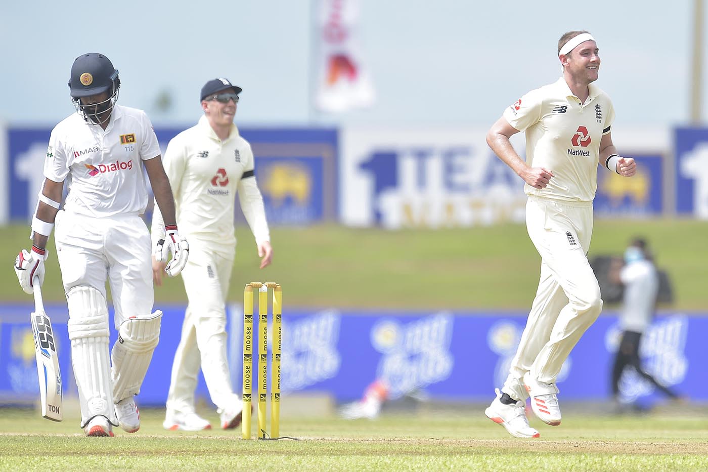 Stuart Broad made the initial breakthrough | ESPNcricinfo.com