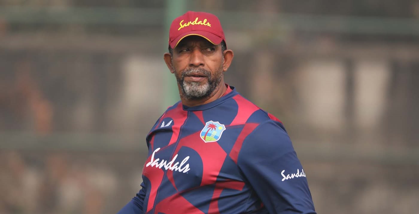 Phil Simmons keeps an eye on a West Indies training session ...