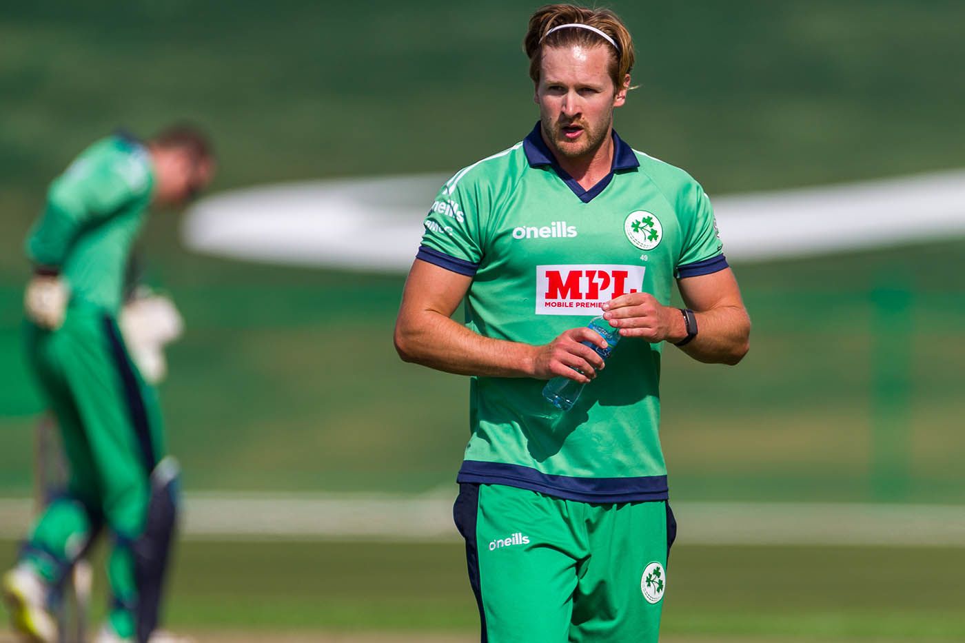 Barry McCarthy takes on some fluids | ESPNcricinfo.com