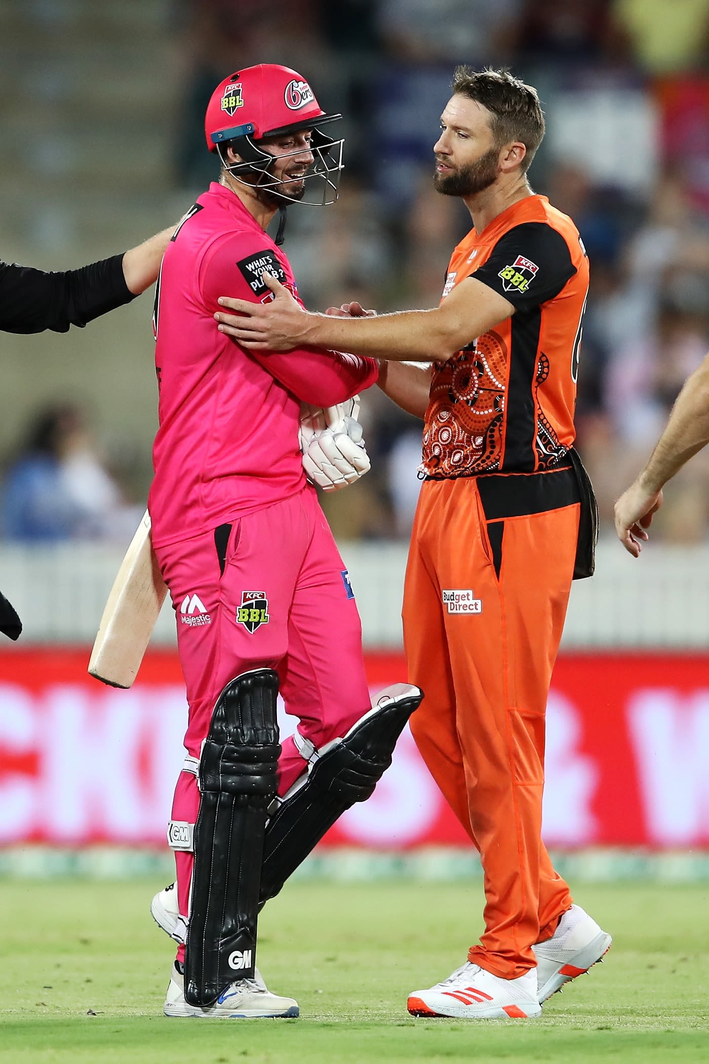 James Vince and Andrew Tye shake hands after Sydney Sixers' win ...