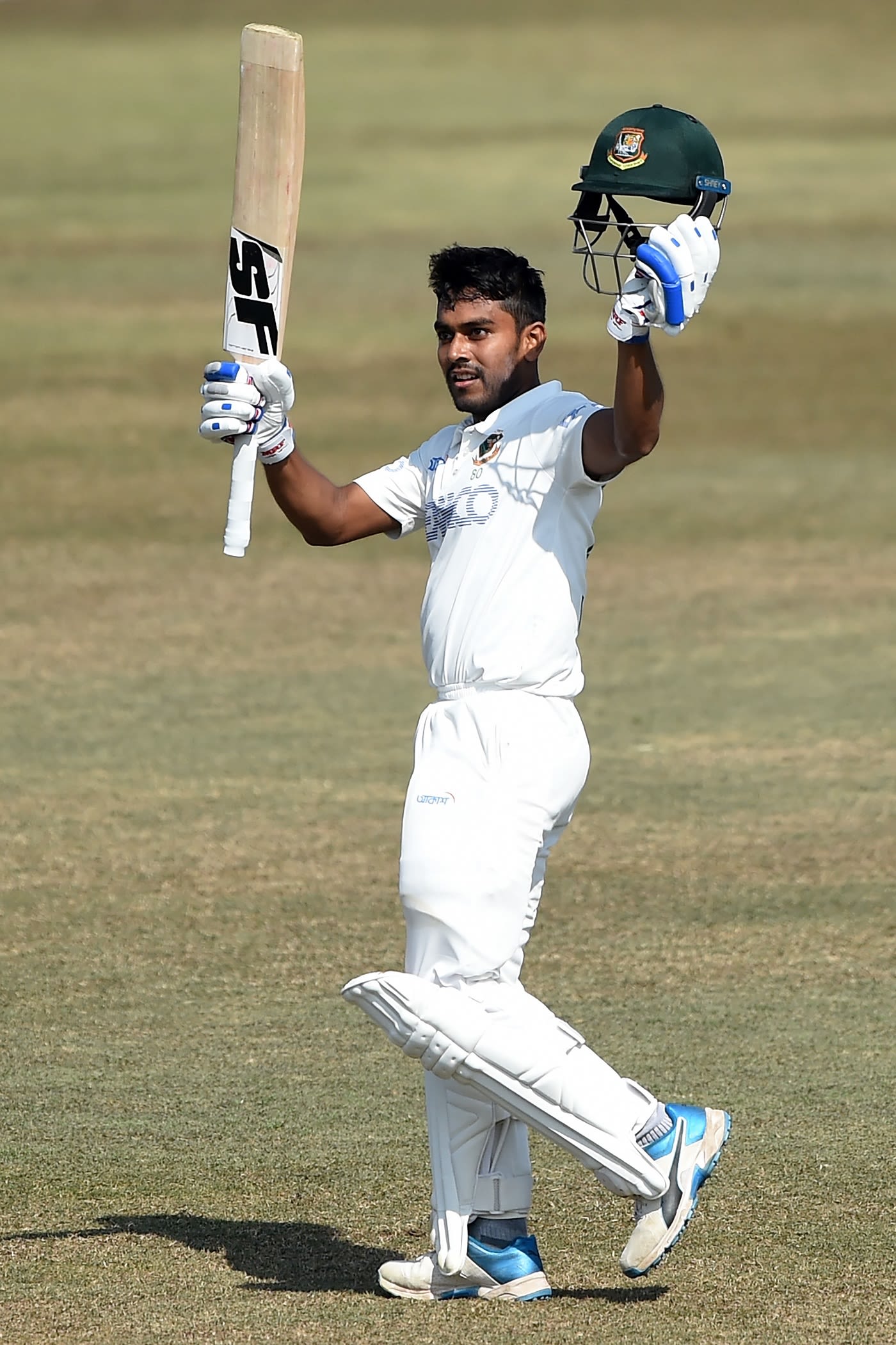 Mehidy Hasan Miraz celebrates his maiden Test hundred | ESPNcricinfo.com