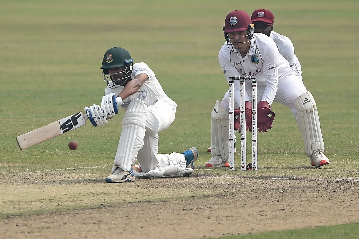 Mehidy Hasan Miraz pulls out the fine sweep | ESPNcricinfo.com