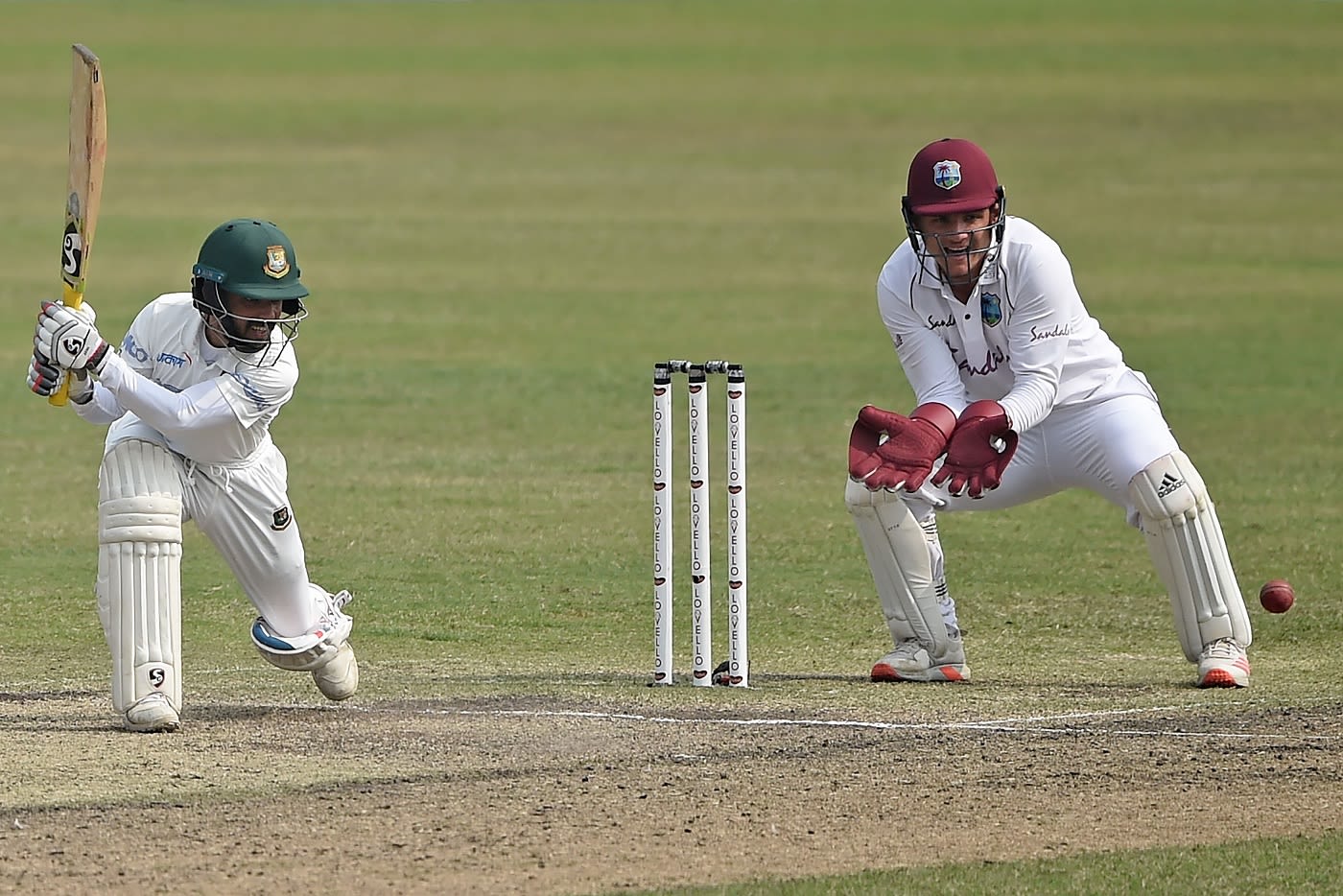 Mominul Haque stretches forward in defence | ESPNcricinfo.com