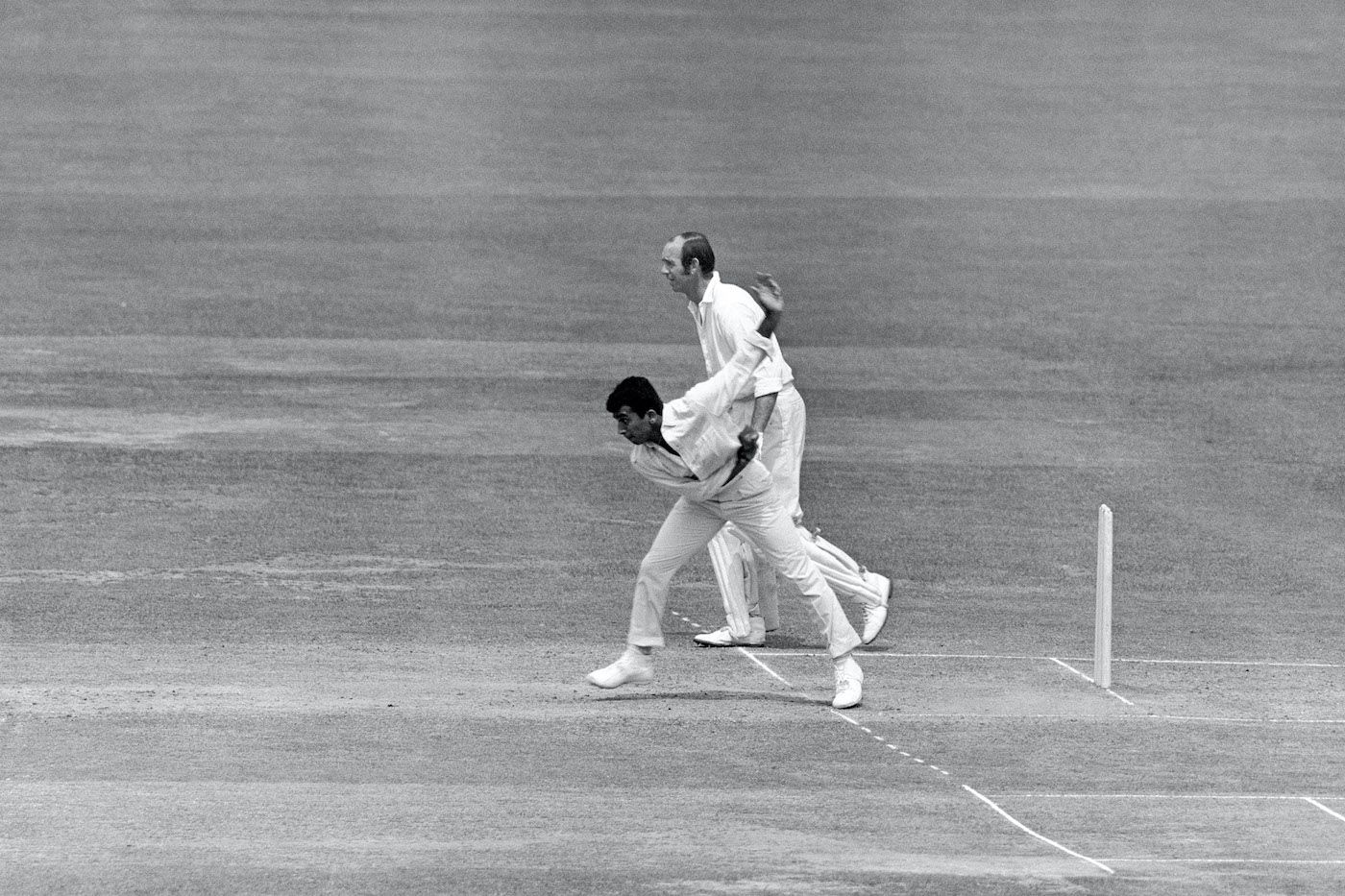 Sunil Gavaskar bowls in a tour match | ESPNcricinfo.com