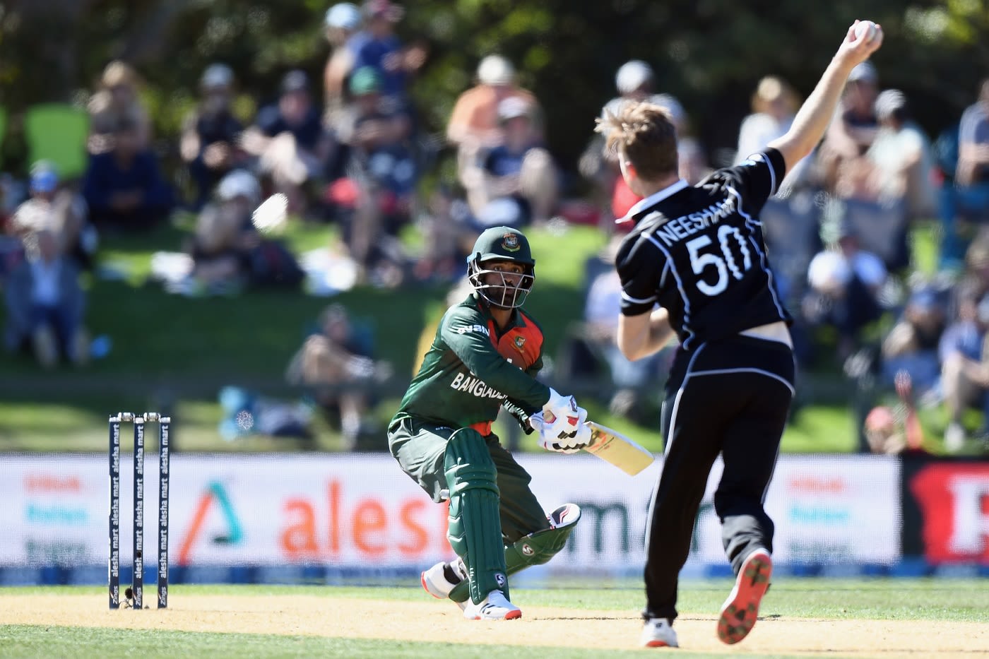 Jimmy Neesham take aim at Tamim Iqbal's stumps | ESPNcricinfo.com