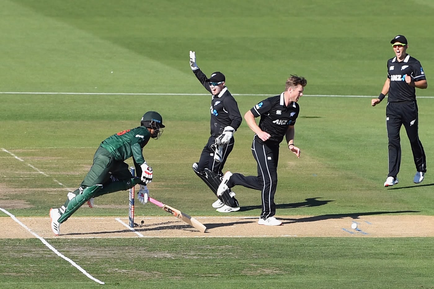 Jimmy Neesham did well to run Tamim Iqbal out off his own bowling | ESPNcricinfo.com