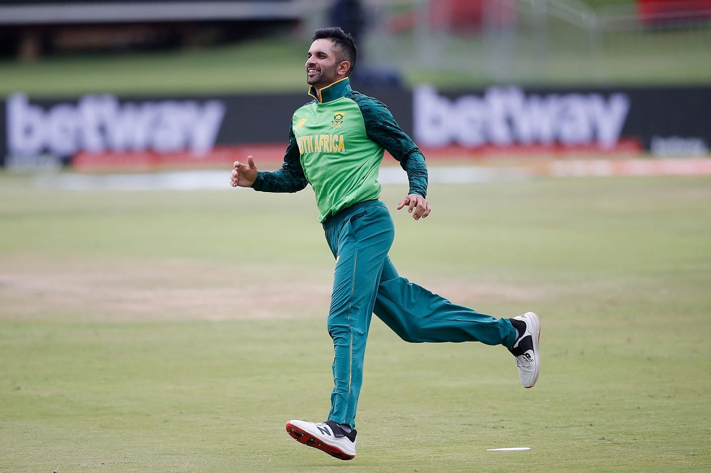 Keshav Maharaj celebrates after taking a wicket | ESPNcricinfo.com