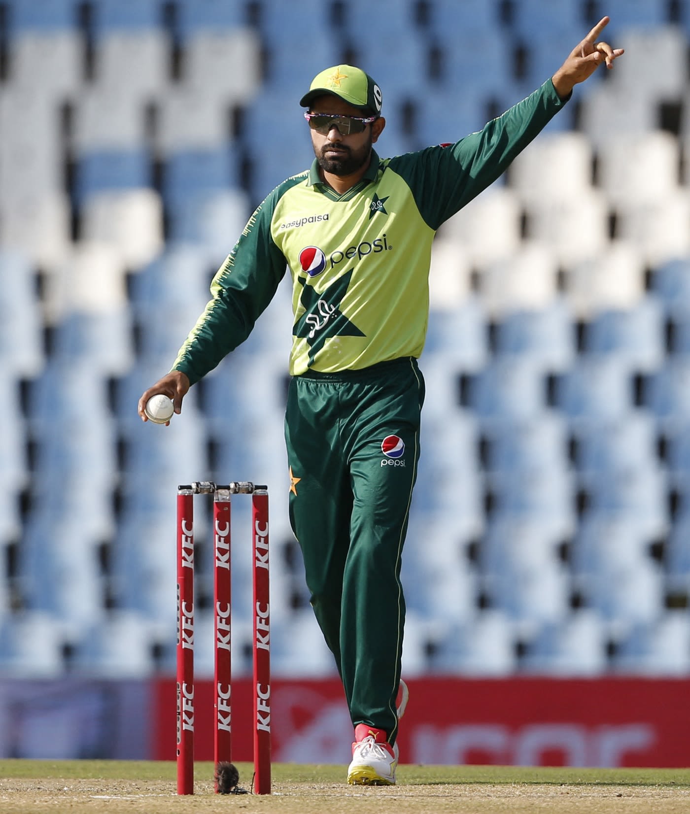 Babar Azam marshals his troops | ESPNcricinfo.com