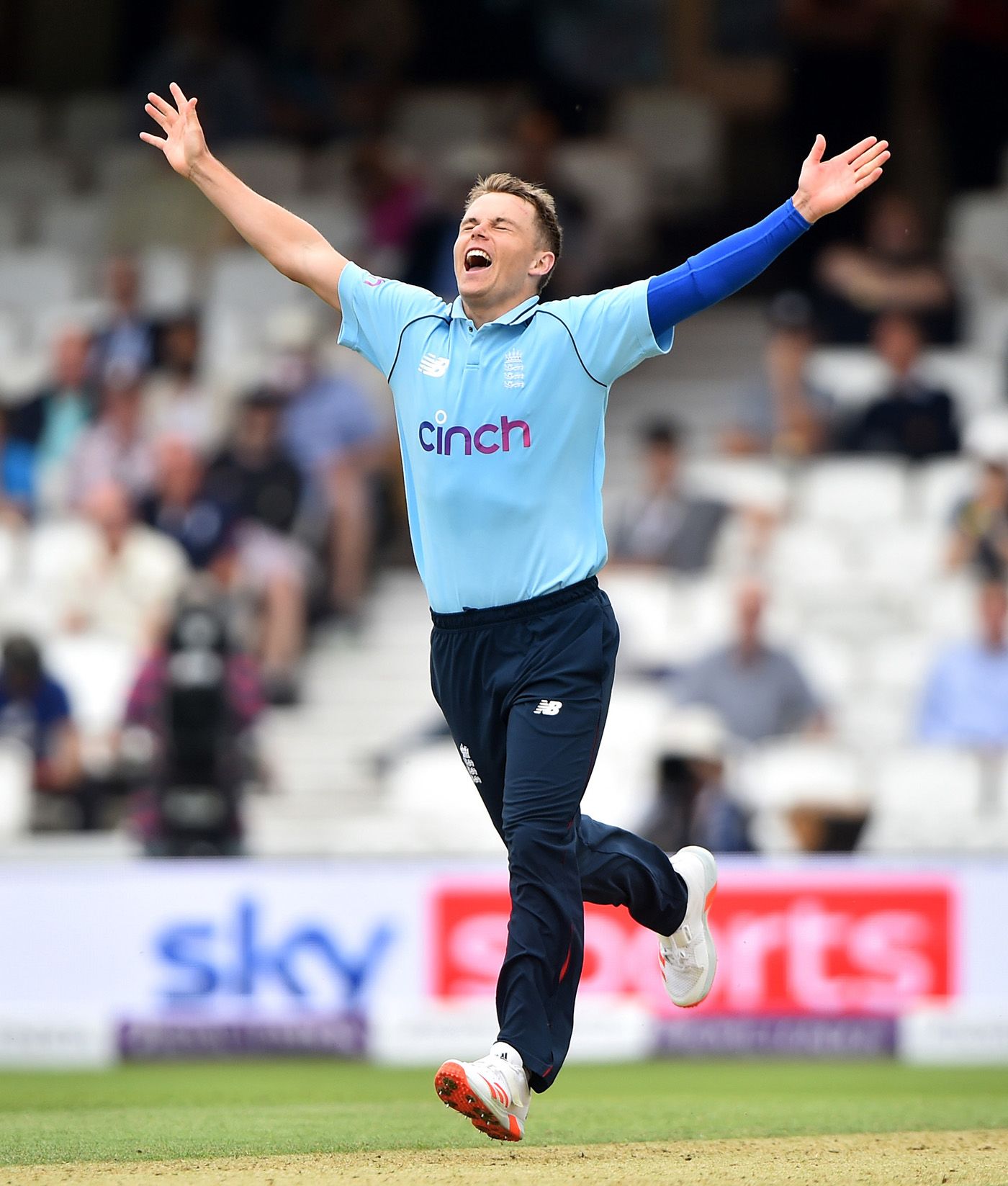 Sam Curran celebrates his five-for | ESPNcricinfo.com