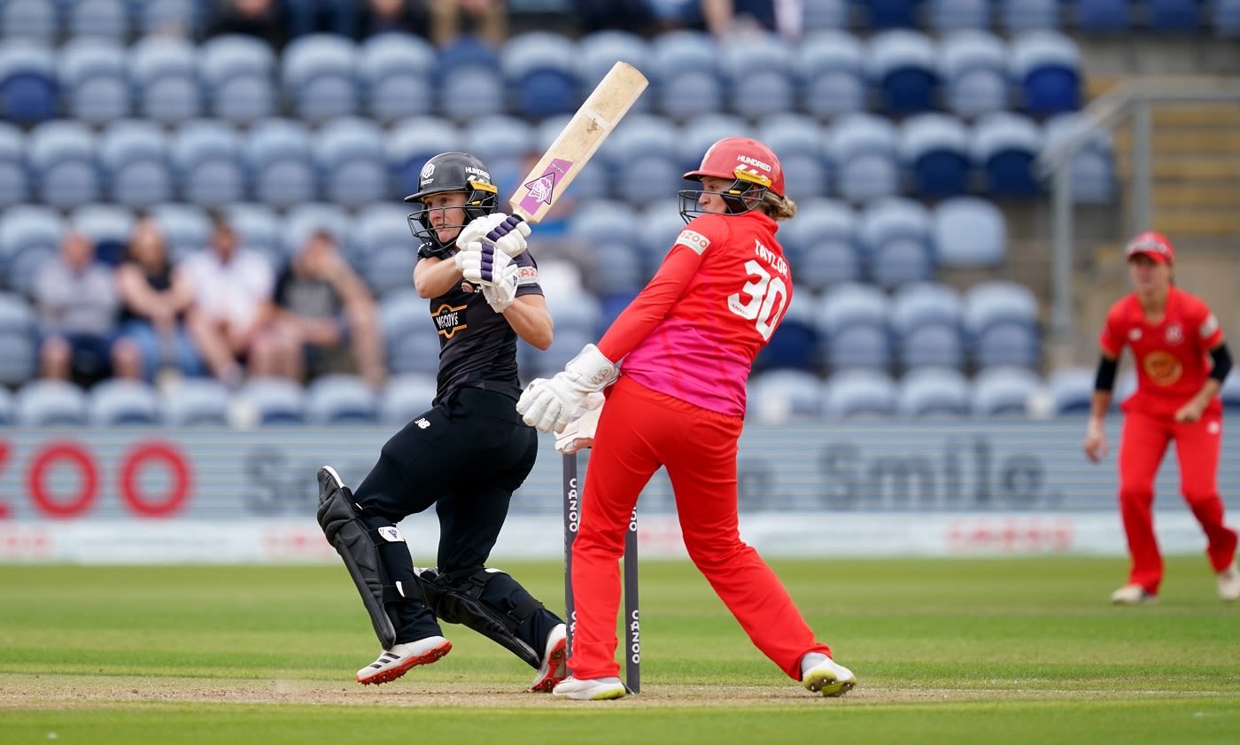 Emma Lamb pulls one away | ESPNcricinfo.com