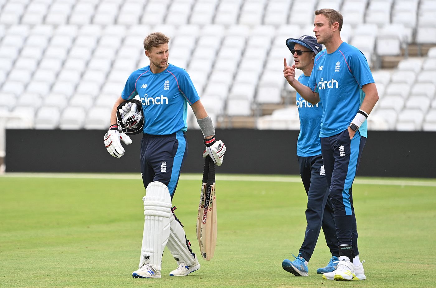 Joe Root heads to the nets alongside Stuart Broad | ESPNcricinfo.com