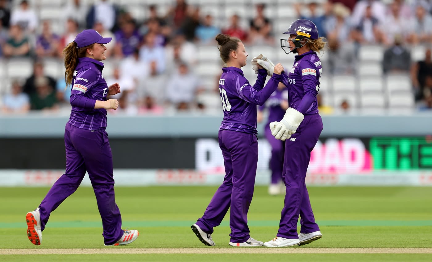 Linsey Smith celebrates after dismissing Heather Knight | ESPNcricinfo.com