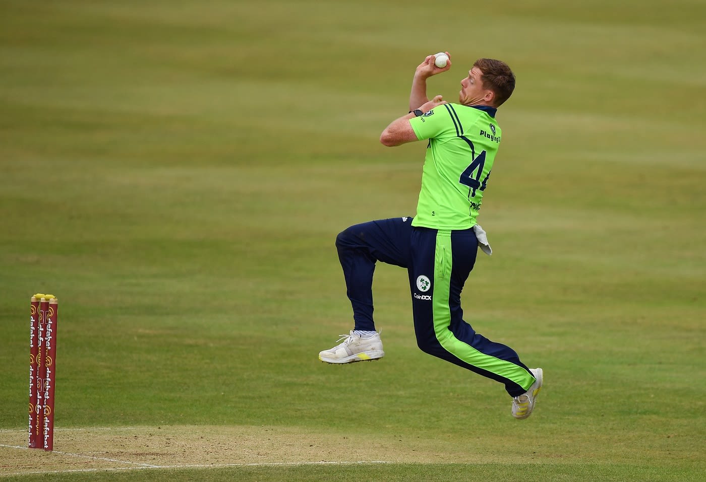 Craig Young in his pre-delivery stride | ESPNcricinfo.com
