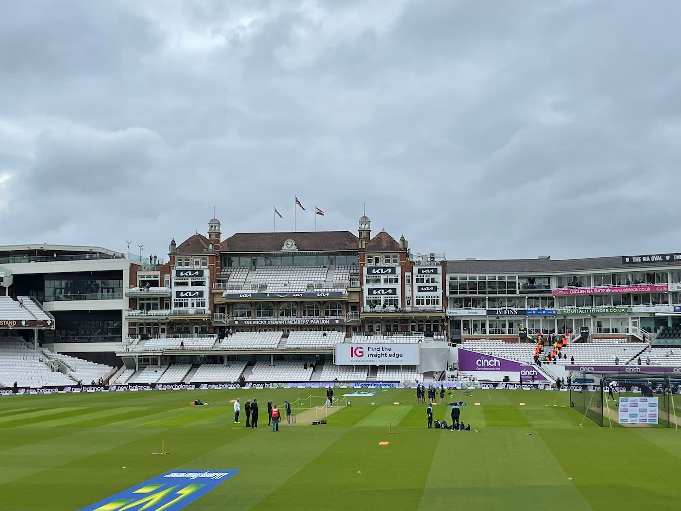 It was quite overcast when the teams arrived at The Oval on Thursday ...
