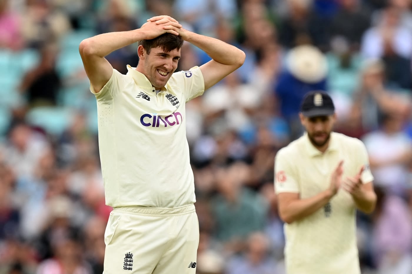 Craig Overton reacts to a close shave for India | ESPNcricinfo.com
