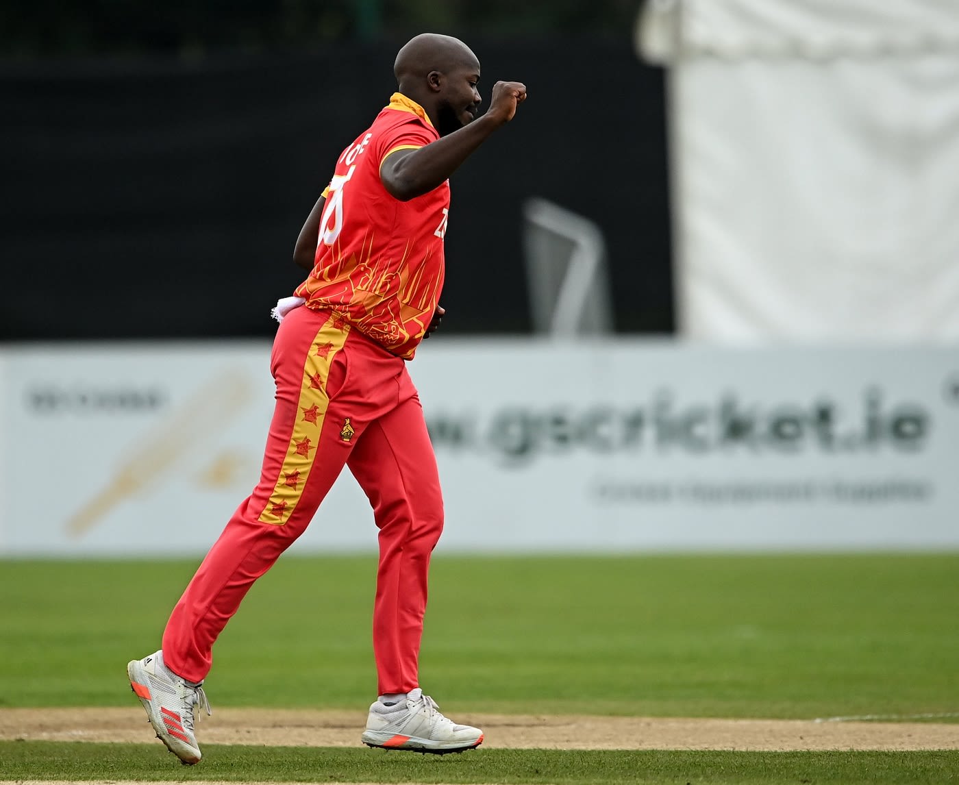 Luke Jongwe celebrates a wicket | ESPNcricinfo.com