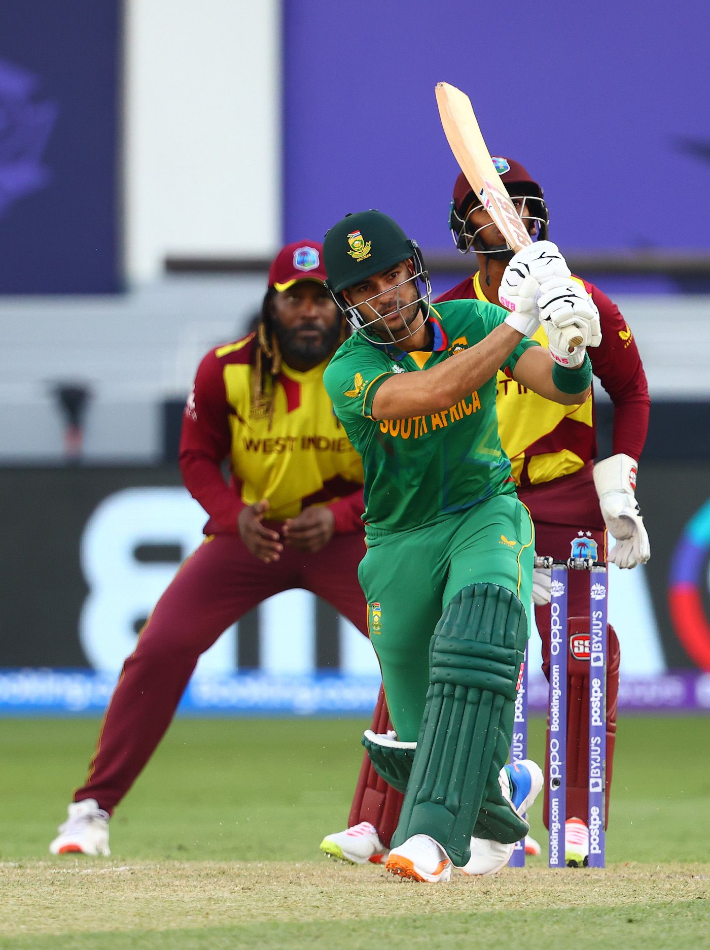 Reeza Hendricks plays down the ground | ESPNcricinfo.com