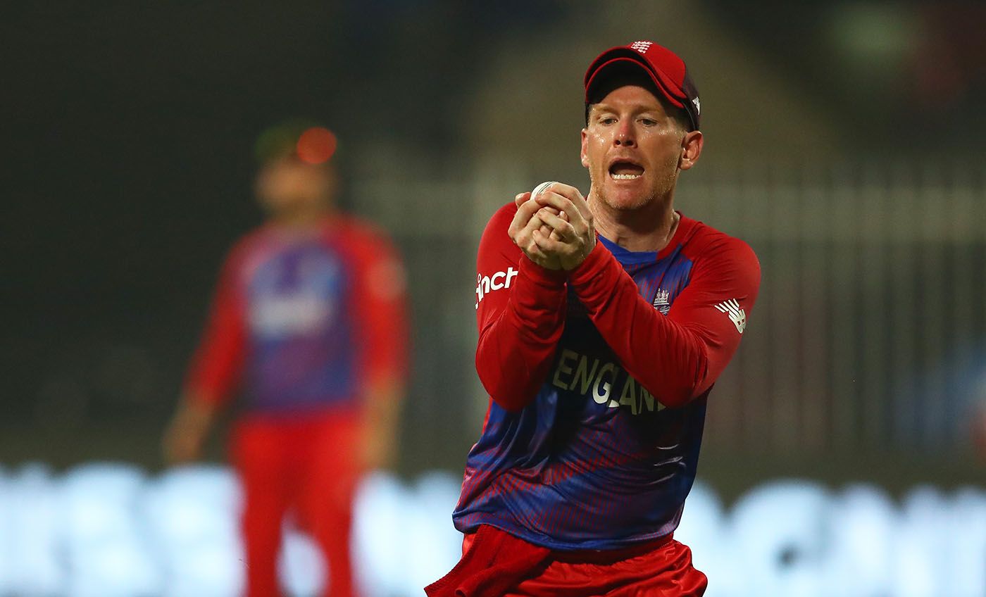 Eoin Morgan takes a catch to dismiss Kusal Perera | ESPNcricinfo.com